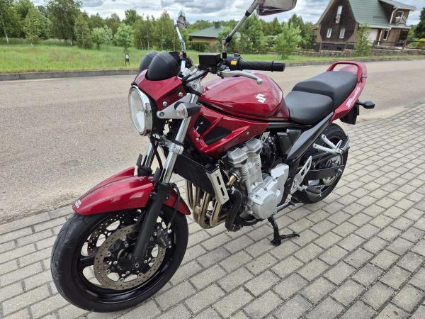 Suzuki GSF 2008 in Kelme, with an engine capacity of 0.65 L and mileage of 59 thousand km for 2600 €, photo 6 on AUTOMOTO.COM.LV