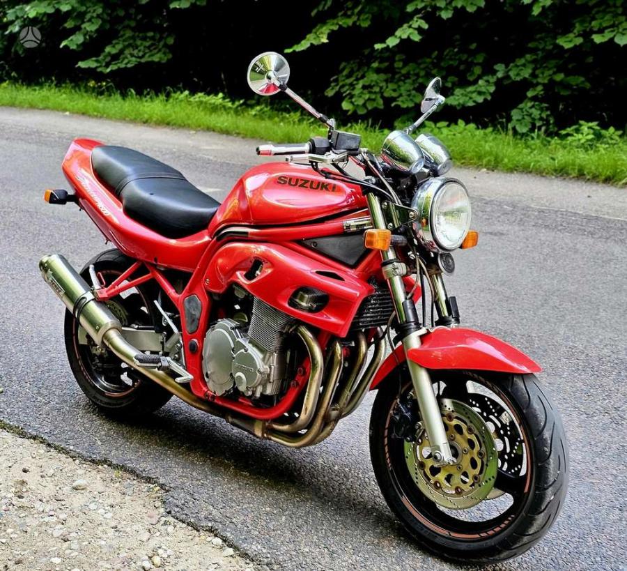 Red Suzuki GSF 1995 in Vilnius, with an engine capacity of 0.60 L and mileage of 62 thousand km for 925 €, photo 1 on AUTOMOTO.COM.LV