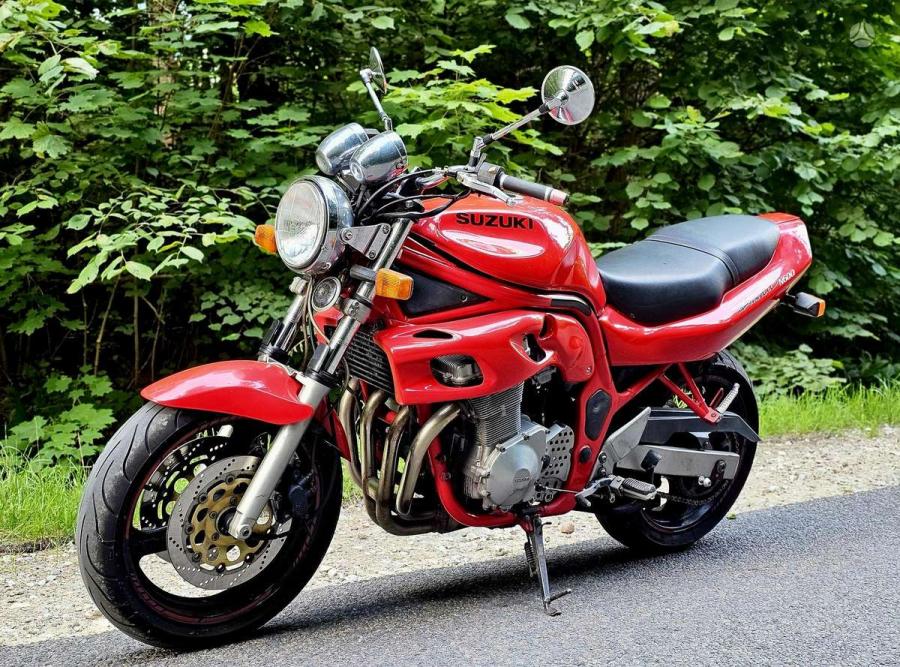 Red Suzuki GSF 1995 in Vilnius, with an engine capacity of 0.60 L and mileage of 62 thousand km for 925 €, photo 4 on AUTOMOTO.COM.LV