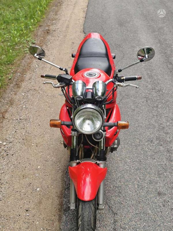 Red Suzuki GSF 1995 in Vilnius, with an engine capacity of 0.60 L and mileage of 62 thousand km for 925 €, photo 10 on AUTOMOTO.COM.LV