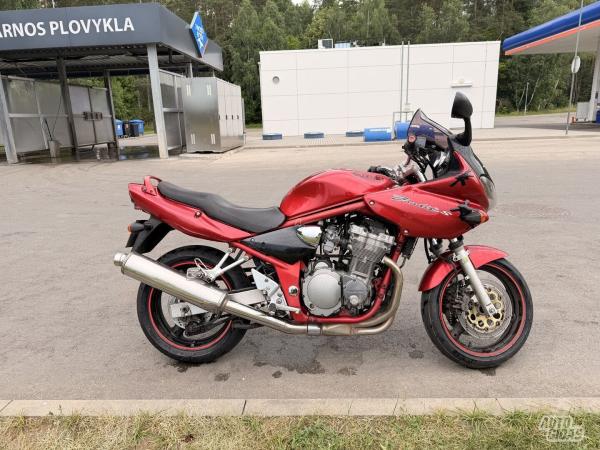 Red Suzuki GSF 2002 in Druskininkai, with an engine capacity of 0.60 L and mileage of 38 thousand km for 1400 €, photo 3 on AUTOMOTO.COM.LV