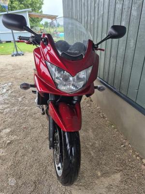 Red Suzuki GSF 2007 in Siauliai, with an engine capacity of 0.66 L and mileage of 24 thousand km for 2650 €, photo 5 on AUTOMOTO.COM.LV