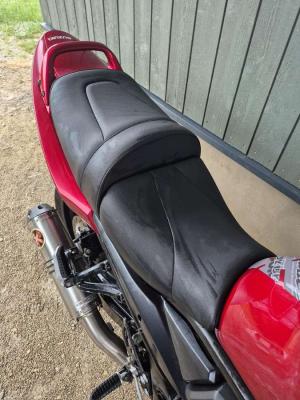 Red Suzuki GSF 2007 in Siauliai, with an engine capacity of 0.66 L and mileage of 24 thousand km for 2650 €, photo 10 on AUTOMOTO.COM.LV