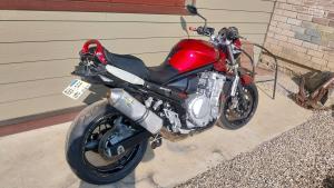 Sarkans Suzuki GSF 2008 Pasvalys, ar dzinēja tilpumu 0.65 L un nobraukumu 0 tūkst. km par 1449 €, foto 4 vietnē AUTOMOTO.COM.LV