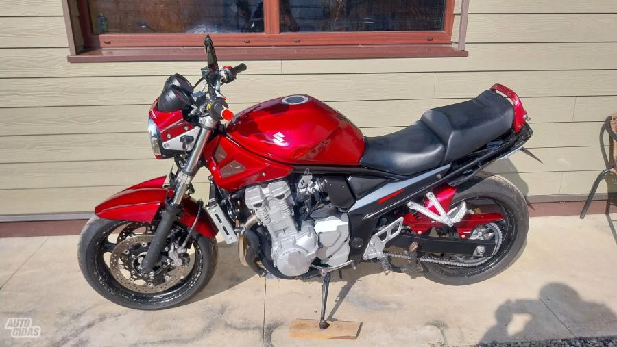 Sarkans Suzuki GSF 2008 Pasvalys, ar dzinēja tilpumu 0.65 L un nobraukumu 0 tūkst. km par 1449 €, foto 6 vietnē AUTOMOTO.COM.LV