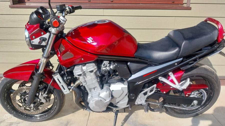 Sarkans Suzuki GSF 2008 Pasvalys, ar dzinēja tilpumu 0.65 L un nobraukumu 0 tūkst. km par 1449 €, foto 7 vietnē AUTOMOTO.COM.LV