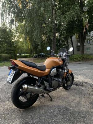 Yellow Suzuki GSF 1997 in Vilnius, with an engine capacity of 0.60 L and mileage of 84 thousand km for 2150 €, photo 5 on AUTOMOTO.COM.LV