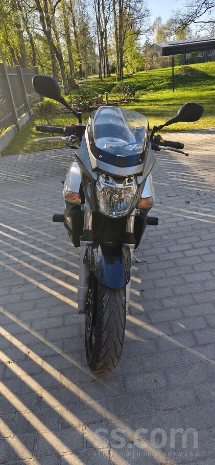 Suzuki GSR 600 2006 Rīga, ar dzinēja tilpumu 0.60 L un nobraukumu 0 tūkst. km par 2750 €, foto 5 vietnē AUTOMOTO.COM.LV