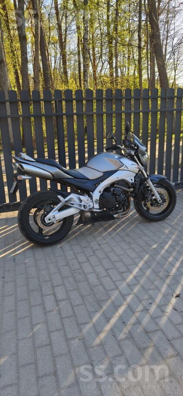 Suzuki GSR 600 2006 Rīga, ar dzinēja tilpumu 0.60 L un nobraukumu 0 tūkst. km par 2750 €, foto 2 vietnē AUTOMOTO.COM.LV