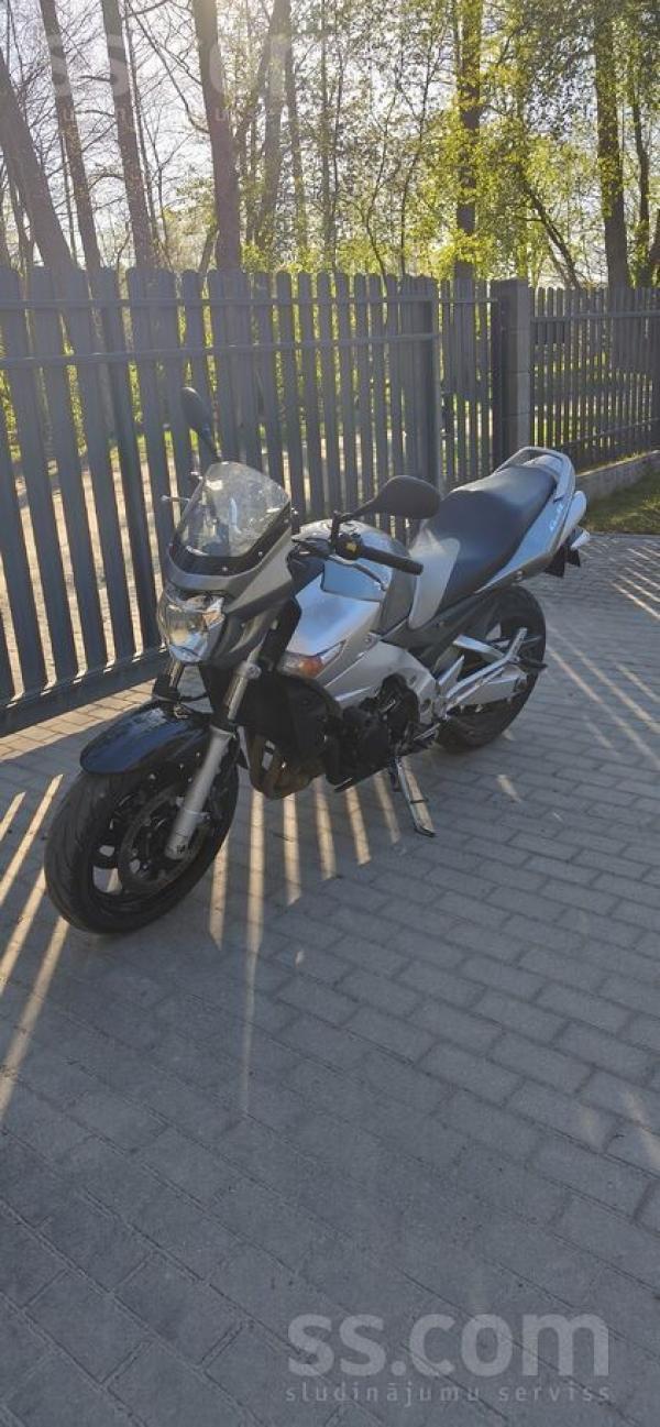 Suzuki GSR 600 2006 Rīga, ar dzinēja tilpumu 0.60 L un nobraukumu 0 tūkst. km par 2750 €, foto 3 vietnē AUTOMOTO.COM.LV
