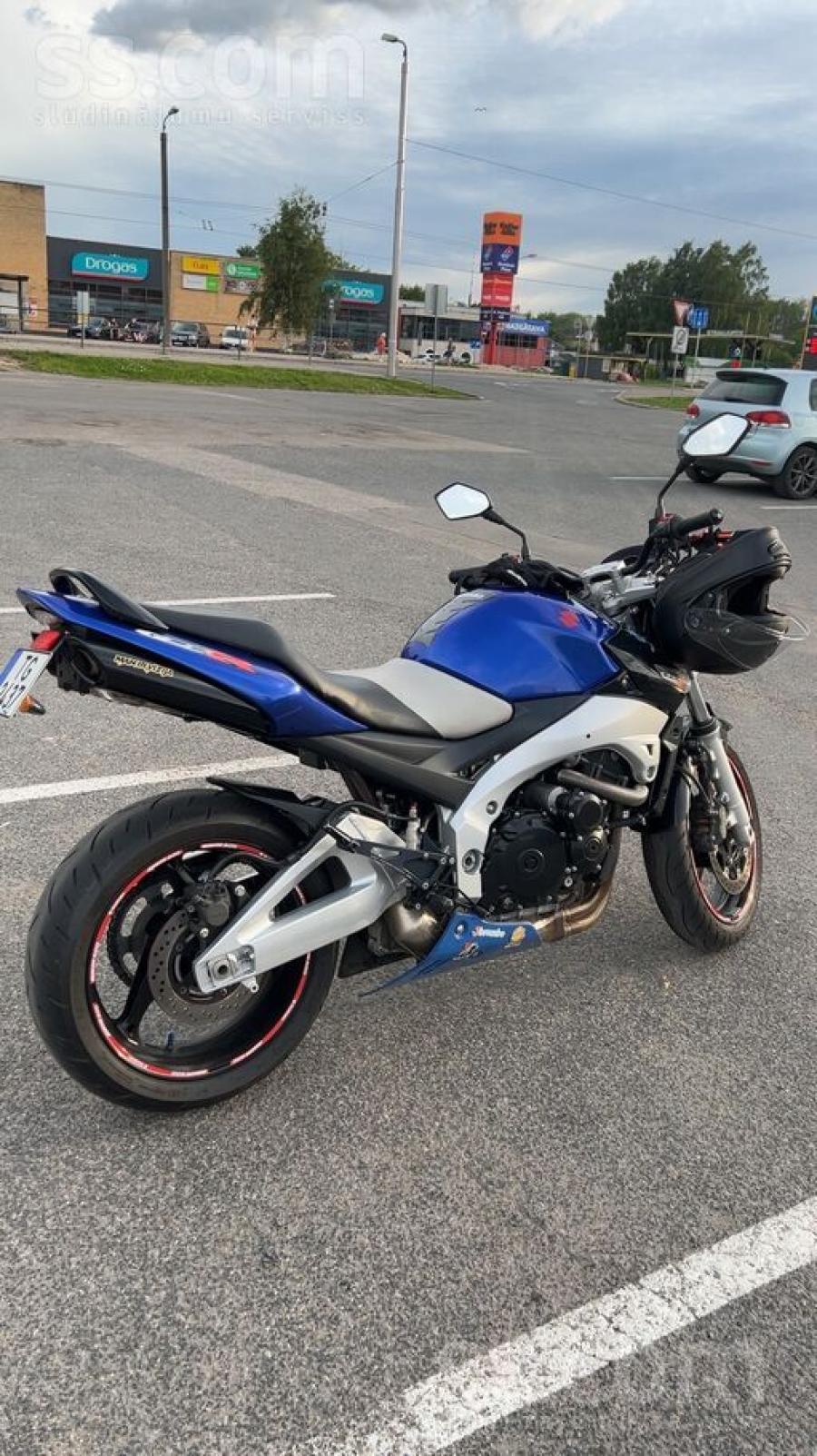 Сузуки GSR 600 2006 в Рига, объемом двигателя 0.60 л и пробегом 0 тыс. км за 2600 €, фото 3 на AUTOMOTO.COM.LV