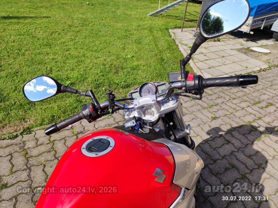 Suzuki GSR 600 2006 in Tallinn, with an engine capacity of 0.60 L and mileage of 29 thousand km for 2700 €, photo 4 on AUTOMOTO.COM.LV