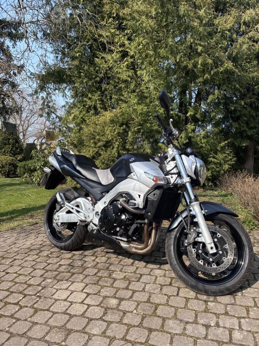 Suzuki GSR 600 2006 in Liepaja, with an engine capacity of 0.60 L and mileage of 0 thousand km for 3000 €, photo 3 on AUTOMOTO.COM.LV