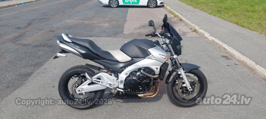 Сузуки GSR 600 2007 в Таллин, объемом двигателя 0.60 л и пробегом 17 тыс. км за 2900 €, фото 1 на AUTOMOTO.COM.LV