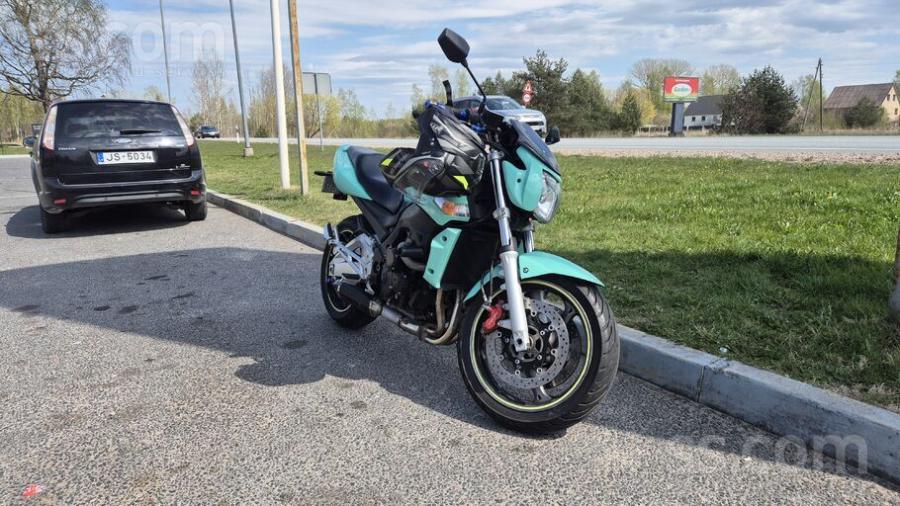 Suzuki GSR 600 2007 in Riga, with an engine capacity of 0.60 L and mileage of 0 thousand km for 3300 €, photo 3 on AUTOMOTO.COM.LV