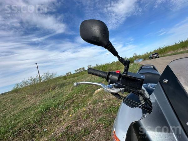 Сузуки GSR 600 2007 в Даугавпилс, объемом двигателя 0.60 л и пробегом 0 тыс. км за 1950 €, фото 5 на AUTOMOTO.COM.LV