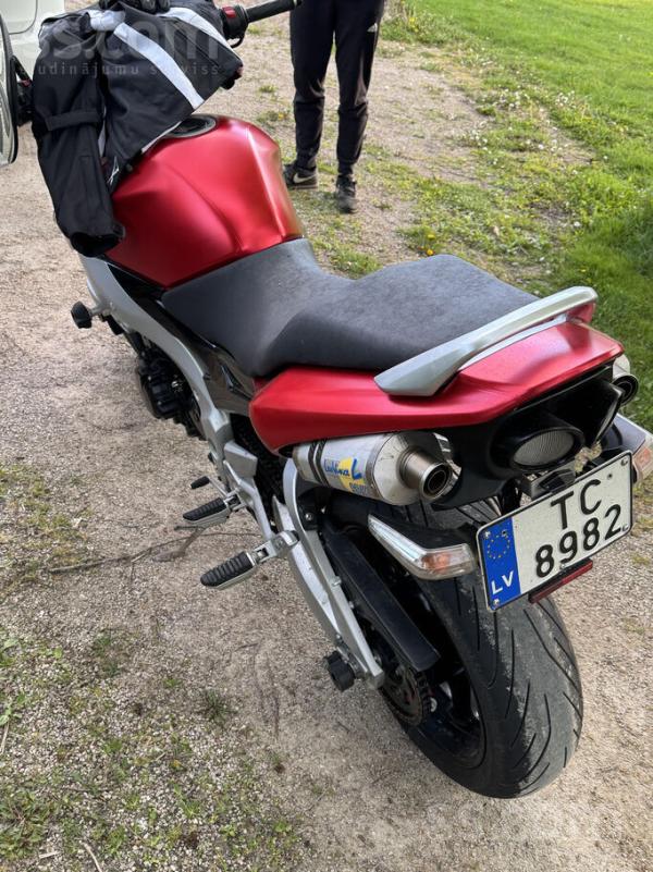 Suzuki GSR 600 2007 in Jelgava, with an engine capacity of 0.60 L and mileage of 0 thousand km for 2700 €, photo 2 on AUTOMOTO.COM.LV