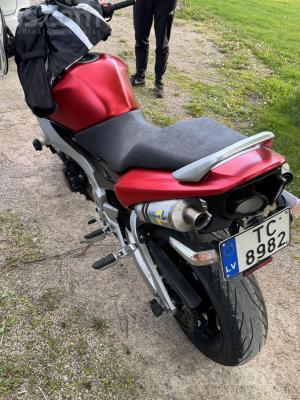 Suzuki GSR 600 2007 in Jelgava, with an engine capacity of 0.60 L and mileage of 0 thousand km for 2700 €, photo 3 on AUTOMOTO.COM.LV
