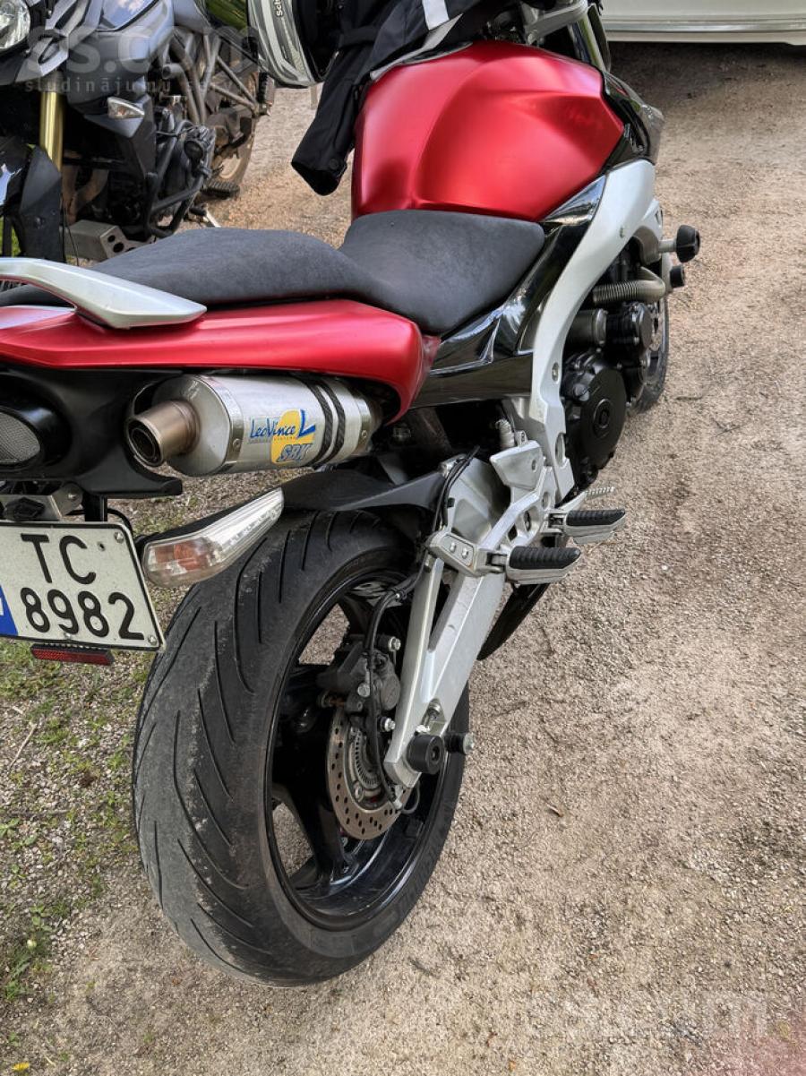 Suzuki GSR 600 2007 in Jelgava, with an engine capacity of 0.60 L and mileage of 0 thousand km for 2700 €, photo 4 on AUTOMOTO.COM.LV