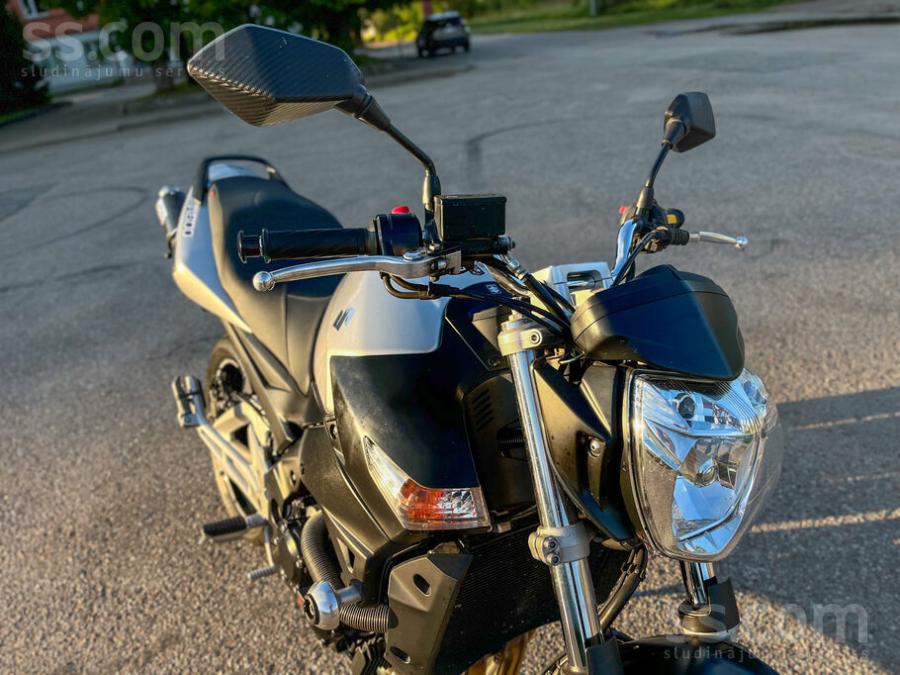 Сузуки GSR 600 2007 в Лиепая, объемом двигателя 0.60 л и пробегом 0 тыс. км за 3600 €, фото 3 на AUTOMOTO.COM.LV
