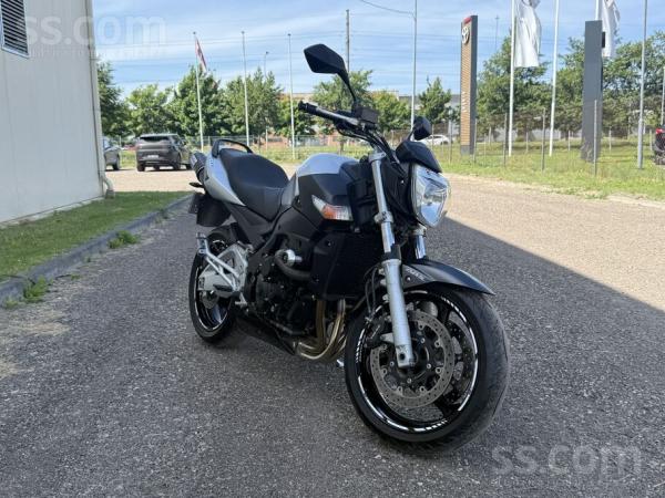 Сузуки GSR 600 2007 в Лиепая, объемом двигателя 0.60 л и пробегом 0 тыс. км за 3550 €, фото 1 на AUTOMOTO.COM.LV