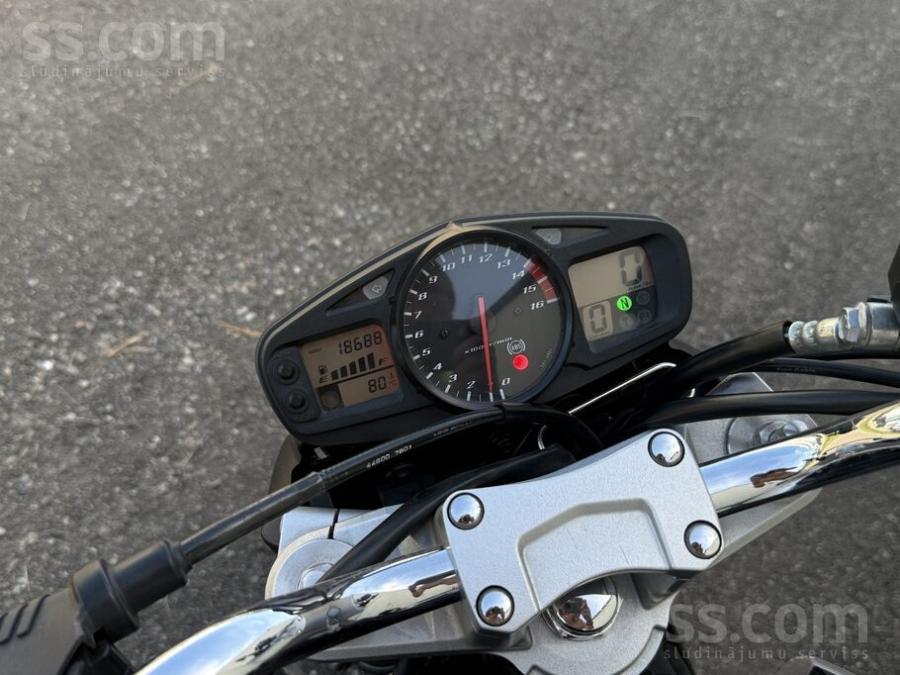 Сузуки GSR 600 2007 в Лиепая, объемом двигателя 0.60 л и пробегом 0 тыс. км за 3550 €, фото 11 на AUTOMOTO.COM.LV