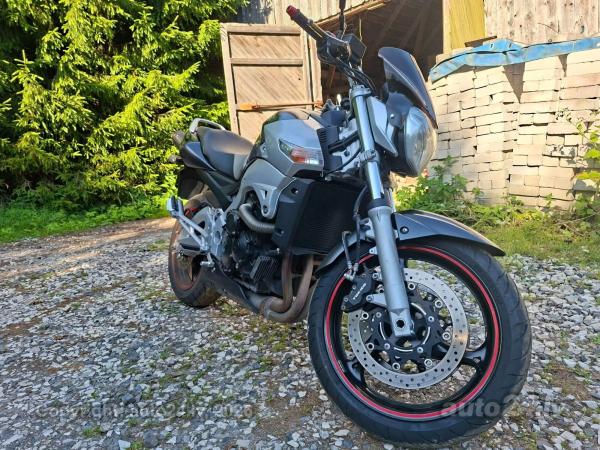 Сузуки GSR 600 2007 в Таллин, объемом двигателя 0.60 л и пробегом 52 тыс. км за 1900 €, фото 2 на AUTOMOTO.COM.LV