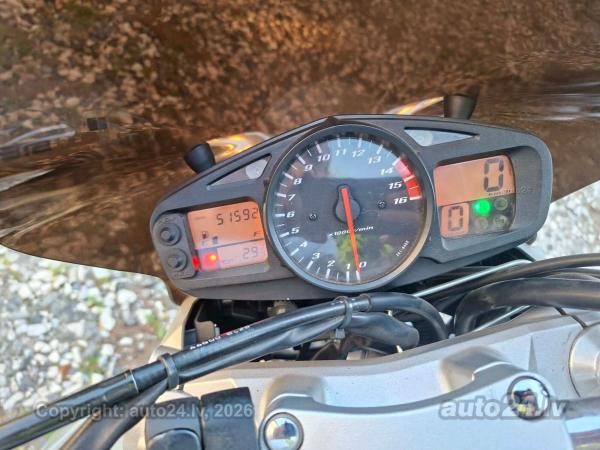 Сузуки GSR 600 2007 в Таллин, объемом двигателя 0.60 л и пробегом 52 тыс. км за 1900 €, фото 5 на AUTOMOTO.COM.LV