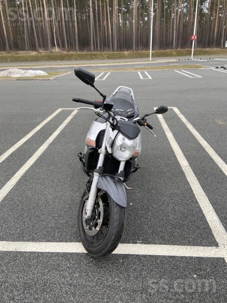 Suzuki GSR 600 2007 in Riga, with an engine capacity of 0.60 L and mileage of 0 thousand km for 2100 €, photo 3 on AUTOMOTO.COM.LV