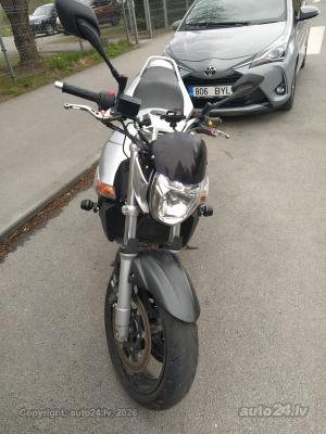 Сузуки GSR 600 2009 в Таллин, объемом двигателя 0.60 л и пробегом 17 тыс. км за 2900 €, фото  на AUTOMOTO.COM.LV