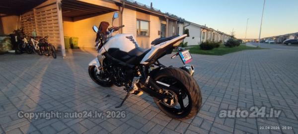 Suzuki GSR 750 2011 in Tallinn, with an engine capacity of 0.75 L and mileage of 29 thousand km for 4700 €, photo 2 on AUTOMOTO.COM.LV