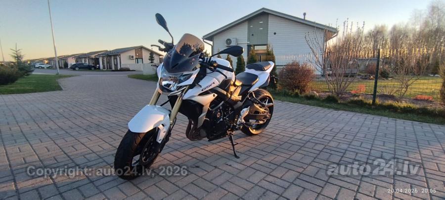 Suzuki GSR 750 2011 in Tallinn, with an engine capacity of 0.75 L and mileage of 29 thousand km for 4700 €, photo 4 on AUTOMOTO.COM.LV