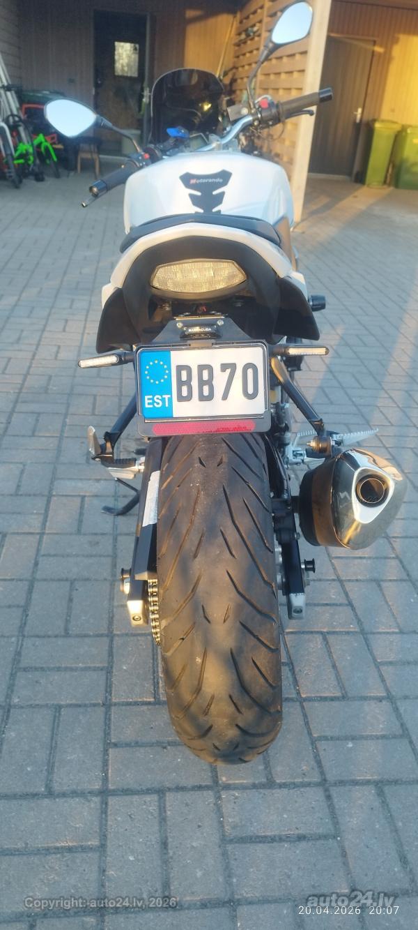 Suzuki GSR 750 2011 in Tallinn, with an engine capacity of 0.75 L and mileage of 29 thousand km for 4700 €, photo 5 on AUTOMOTO.COM.LV