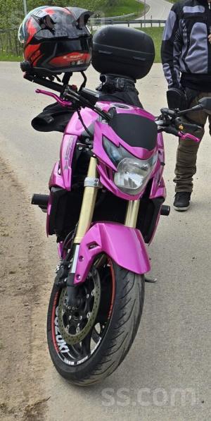 Suzuki GSR 750 2012 in Preili, with an engine capacity of 0.75 L and mileage of 0 thousand km for 5000 €, photo 5 on AUTOMOTO.COM.LV