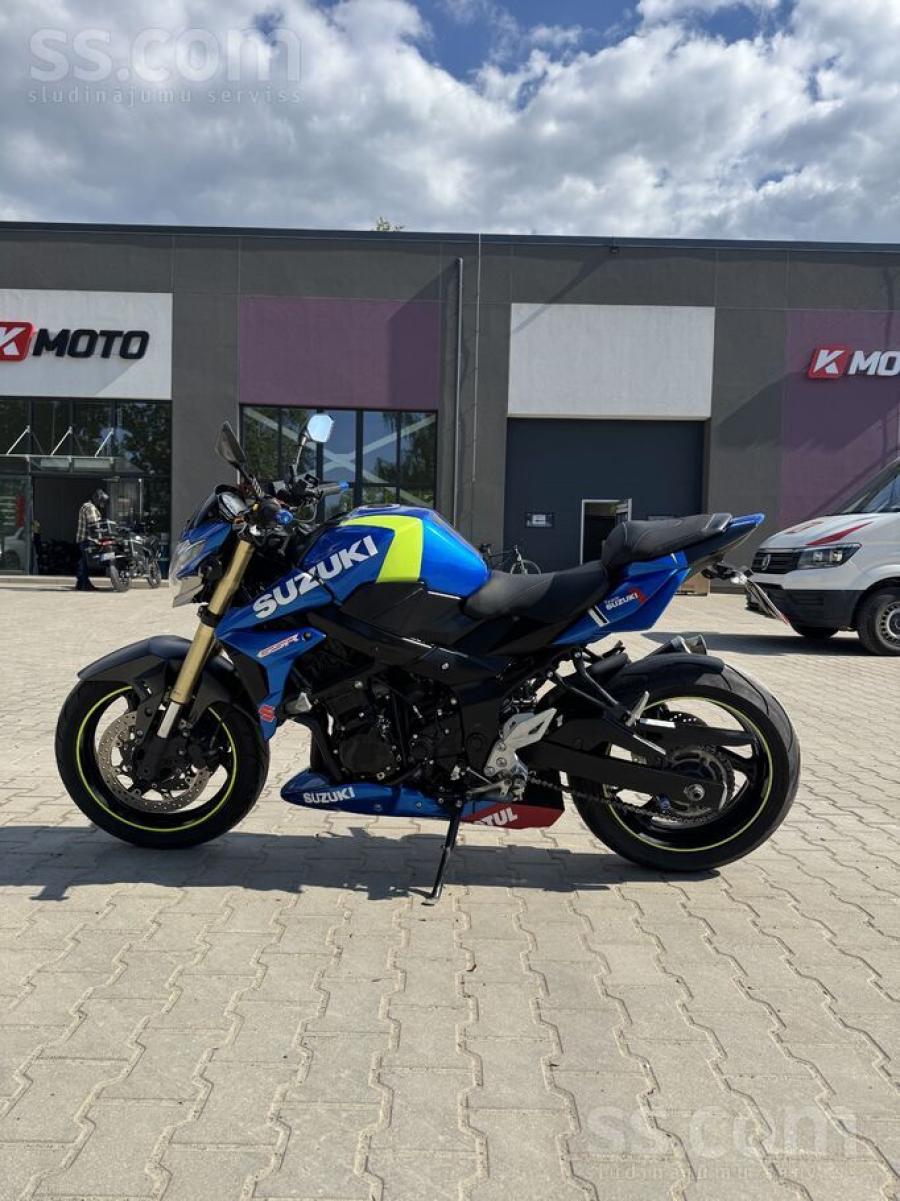 Сузуки GSR 750 2014 в Рига, объемом двигателя 0.75 л и пробегом 0 тыс. км за 4490 €, фото 7 на AUTOMOTO.COM.LV