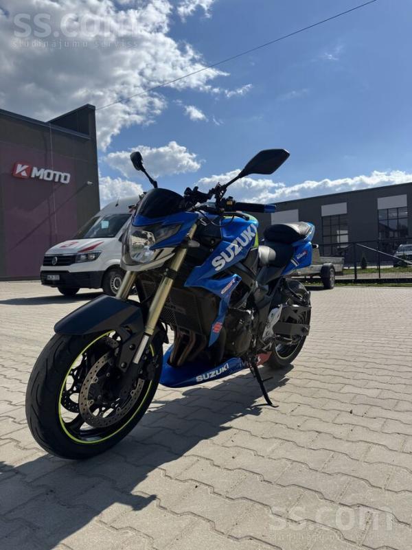 Сузуки GSR 750 2014 в Рига, объемом двигателя 0.75 л и пробегом 0 тыс. км за 4490 €, фото 7 на AUTOMOTO.COM.LV