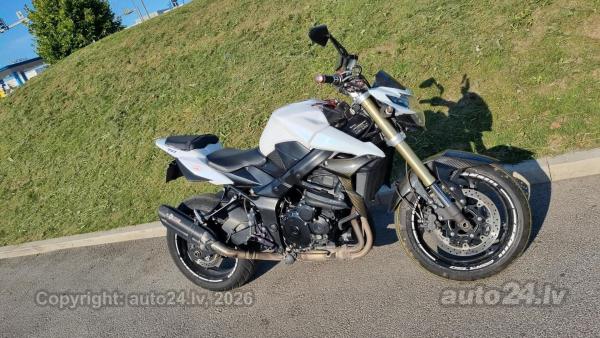 Suzuki GSR 750 2011 in Tallinn on AUTOMOTO.COM.LV White Suzuki GSR 750 2011 in Tallinn, with an engine capacity of 0.75 L and mileage of 70 thousand km for 4700 €, photo 6 on AUTOMOTO.COM.LV