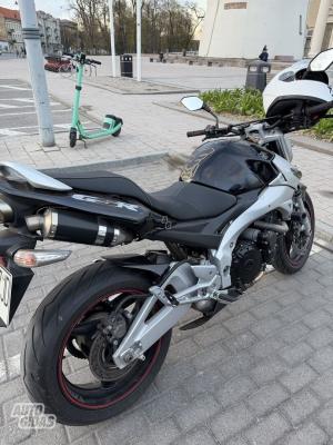 Black Suzuki GSR 2006 in Vilnius, with an engine capacity of 0.60 L and mileage of 48 thousand km for 2599 €, photo  on AUTOMOTO.COM.LV