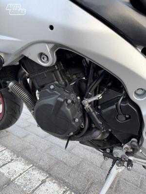 Black Suzuki GSR 2006 in Vilnius, with an engine capacity of 0.60 L and mileage of 48 thousand km for 2599 €, photo 10 on AUTOMOTO.COM.LV