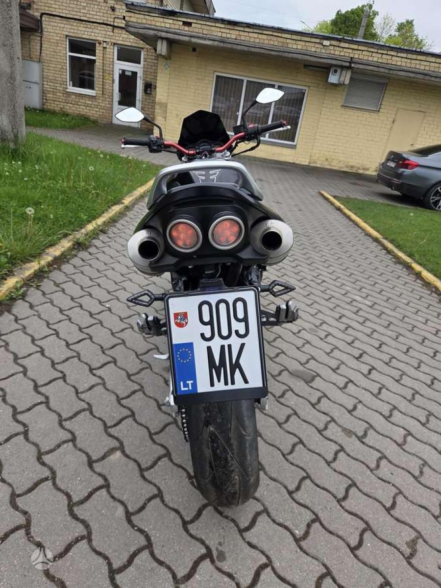 Black Suzuki GSR 2006 in Kaunas, with an engine capacity of 0.60 L and mileage of 34 thousand km for 2500 €, photo 11 on AUTOMOTO.COM.LV