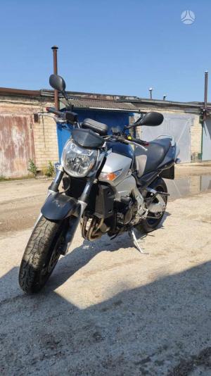 Black Suzuki GSR 2006 in Elektrenai, with an engine capacity of 0.60 L and mileage of 39 thousand km for 2500 €, photo  on AUTOMOTO.COM.LV
