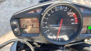 Melns Suzuki GSR 2006 Elektrėnai, ar dzinēja tilpumu 0.60 L un nobraukumu 39 tūkst. km par 2500 €, foto 10 vietnē AUTOMOTO.COM.LV