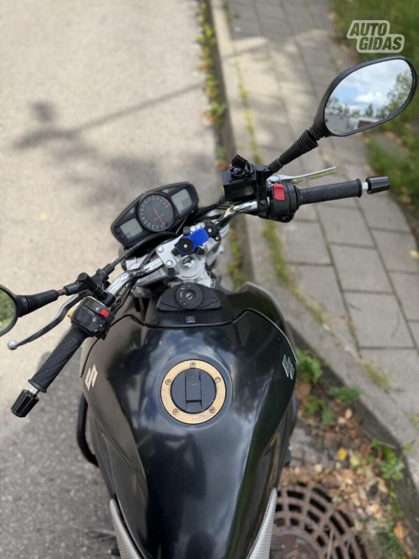 Black Suzuki GSR 2006 in Vilnius, with an engine capacity of 0.00 L and mileage of 15 thousand km for 2600 €, photo 7 on AUTOMOTO.COM.LV