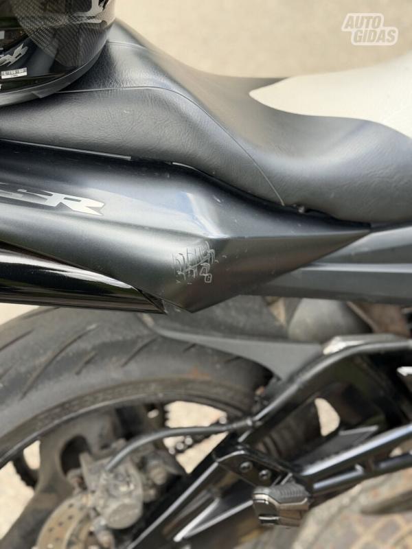 Black Suzuki GSR 2006 in Vilnius, with an engine capacity of 0.00 L and mileage of 15 thousand km for 2600 €, photo 9 on AUTOMOTO.COM.LV