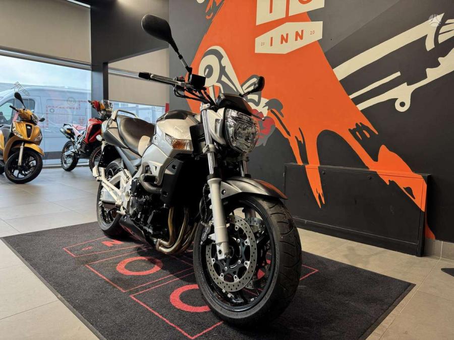 Черный Сузуки GSR 2007 в Вильнюс, объемом двигателя 0.60 л и пробегом 6 тыс. км за 3199 €, фото 5 на AUTOMOTO.COM.LV