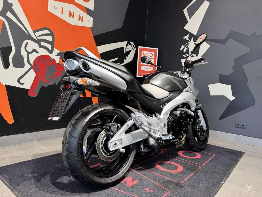 Черный Сузуки GSR 2007 в Вильнюс, объемом двигателя 0.60 л и пробегом 6 тыс. км за 3199 €, фото 7 на AUTOMOTO.COM.LV