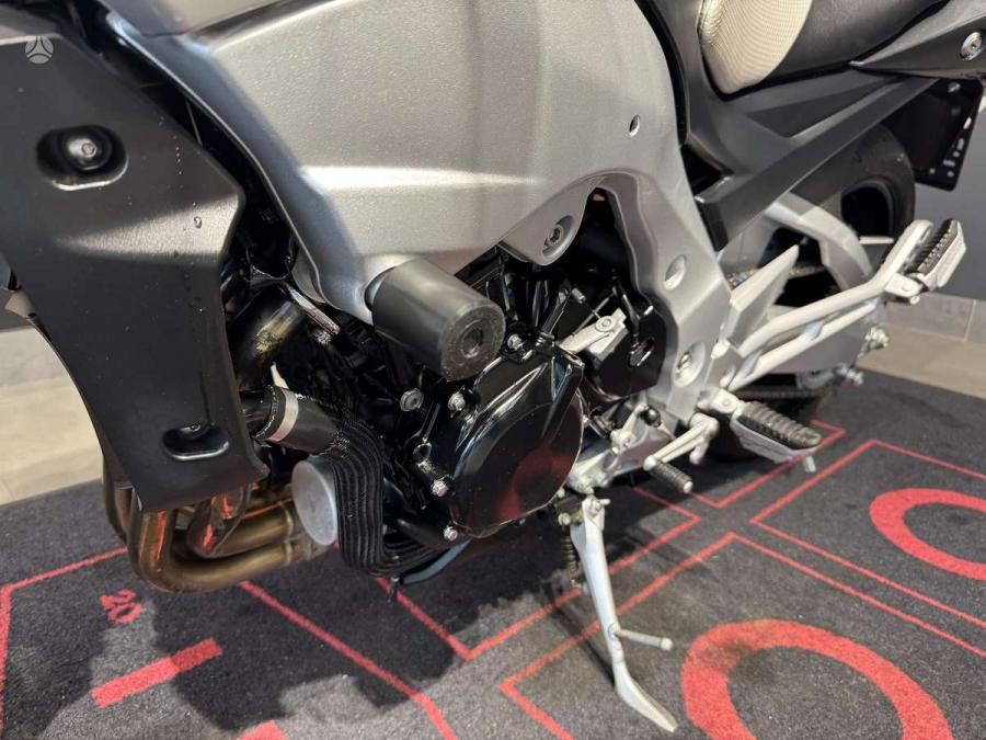 Черный Сузуки GSR 2007 в Вильнюс, объемом двигателя 0.60 л и пробегом 6 тыс. км за 3199 €, фото 11 на AUTOMOTO.COM.LV