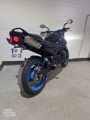 Melns Suzuki GSR 2009 Tauragė, ar dzinēja tilpumu 0.60 L un nobraukumu 49 tūkst. km par 1900 €, foto  vietnē AUTOMOTO.COM.LV