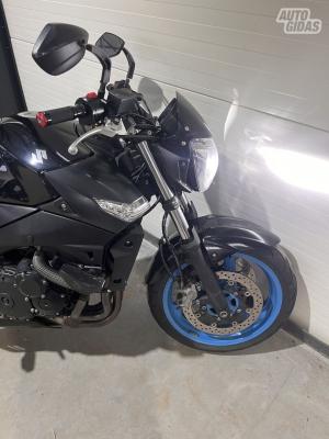 Melns Suzuki GSR 2009 Tauragė, ar dzinēja tilpumu 0.60 L un nobraukumu 49 tūkst. km par 1900 €, foto 10 vietnē AUTOMOTO.COM.LV