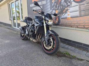 Melns Suzuki GSR 2012 Panevēža, ar dzinēja tilpumu 0.75 L un nobraukumu 52 tūkst. km par 3250 €, foto  vietnē AUTOMOTO.COM.LV
